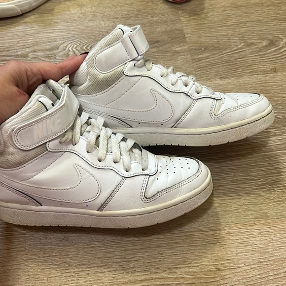 Nike | Shoes | Girls Nike High Top Tennis Shoes | Poshmark